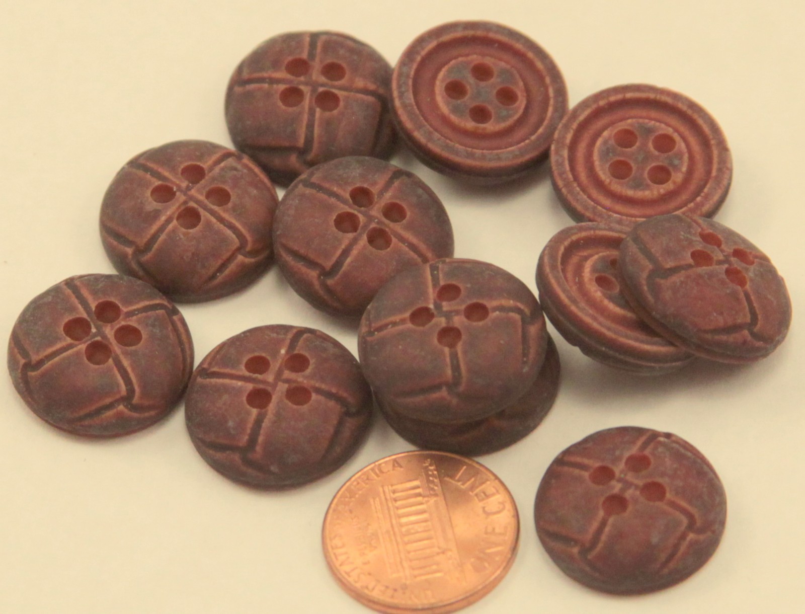 Lot of 12 Domed Top Reddish Brown Plastic Buttons 11/16" 18mm # 6666 | eBay