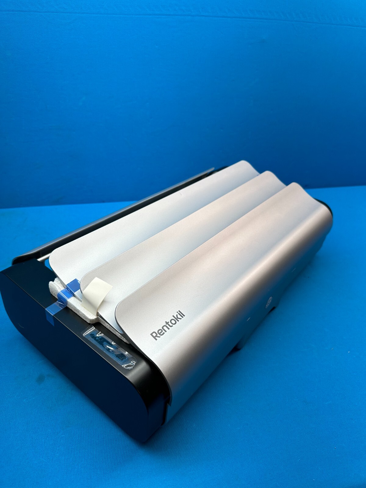 Rentokil 304807 LUMNIA Standard Wall Hang Sticky UV Bug Insect Light ...