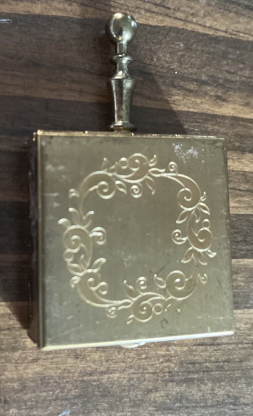 Vintage Purse Pocket Size Portable Silent Butler Brass Ashtray | eBay