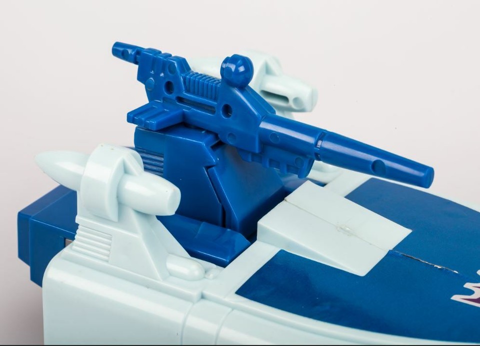 Transform G1 Scourge reissue mint action figure Gift | eBay