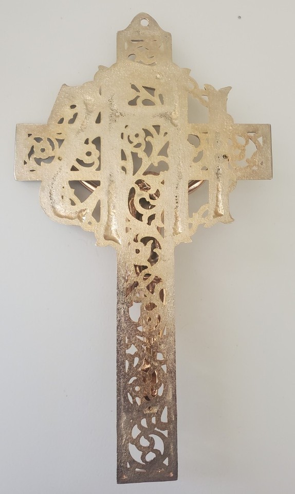 Crucifix Jesus INRI Cross Wall Hanging Filagree Brass Plated Goldtone ...