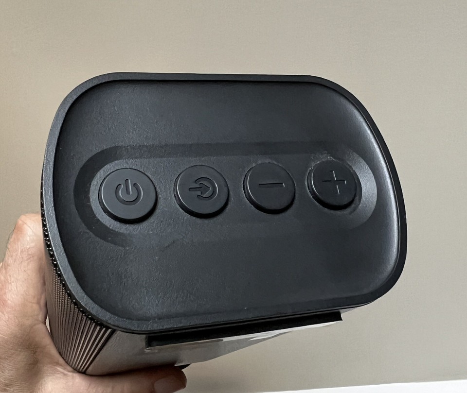 SAKOBS 3D TV 16” Sound Bar 30W Drivers Remote, AC Adapter, Mounting ...