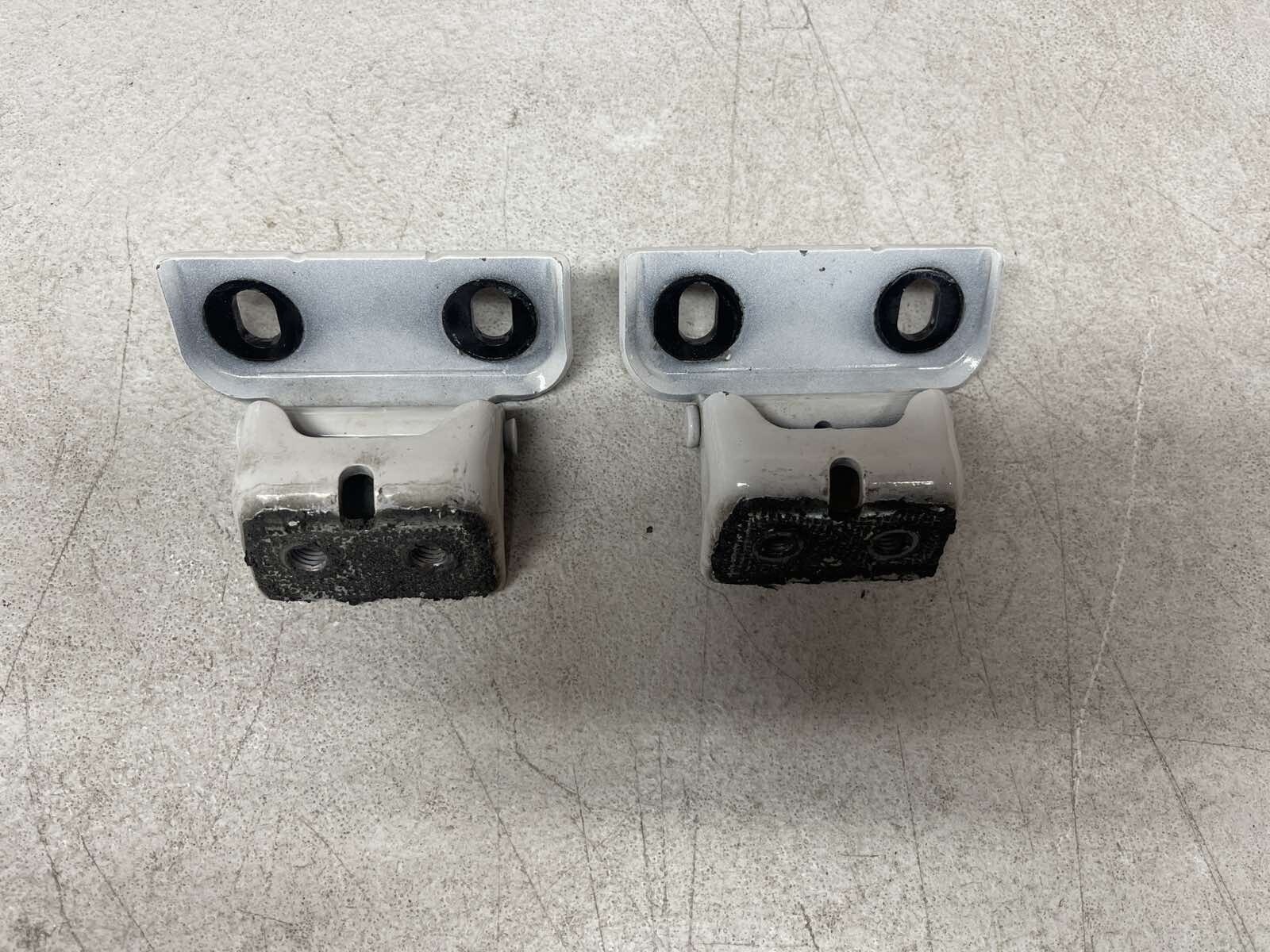 OEM GM Rear Liftgate Hinge Set of 2 23140278 Chevy Volt LT Premier 2016 ...