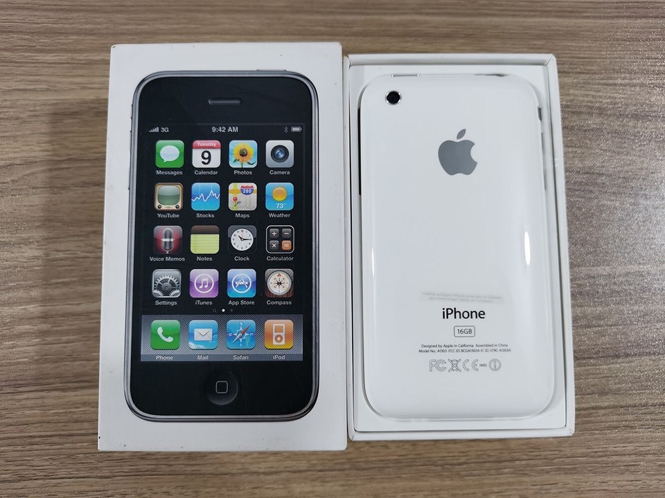 Boxed Apple iPhone 3nd 3GS - Black /white For Collectors | eBay