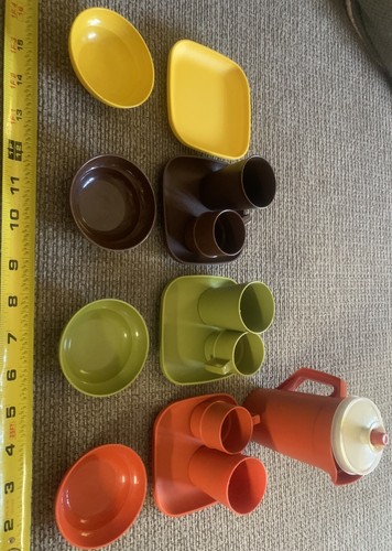 TUPPERWARE Vintage 15 Piece Kid Mini Dishes Pitcher Mug Toys Plates ...