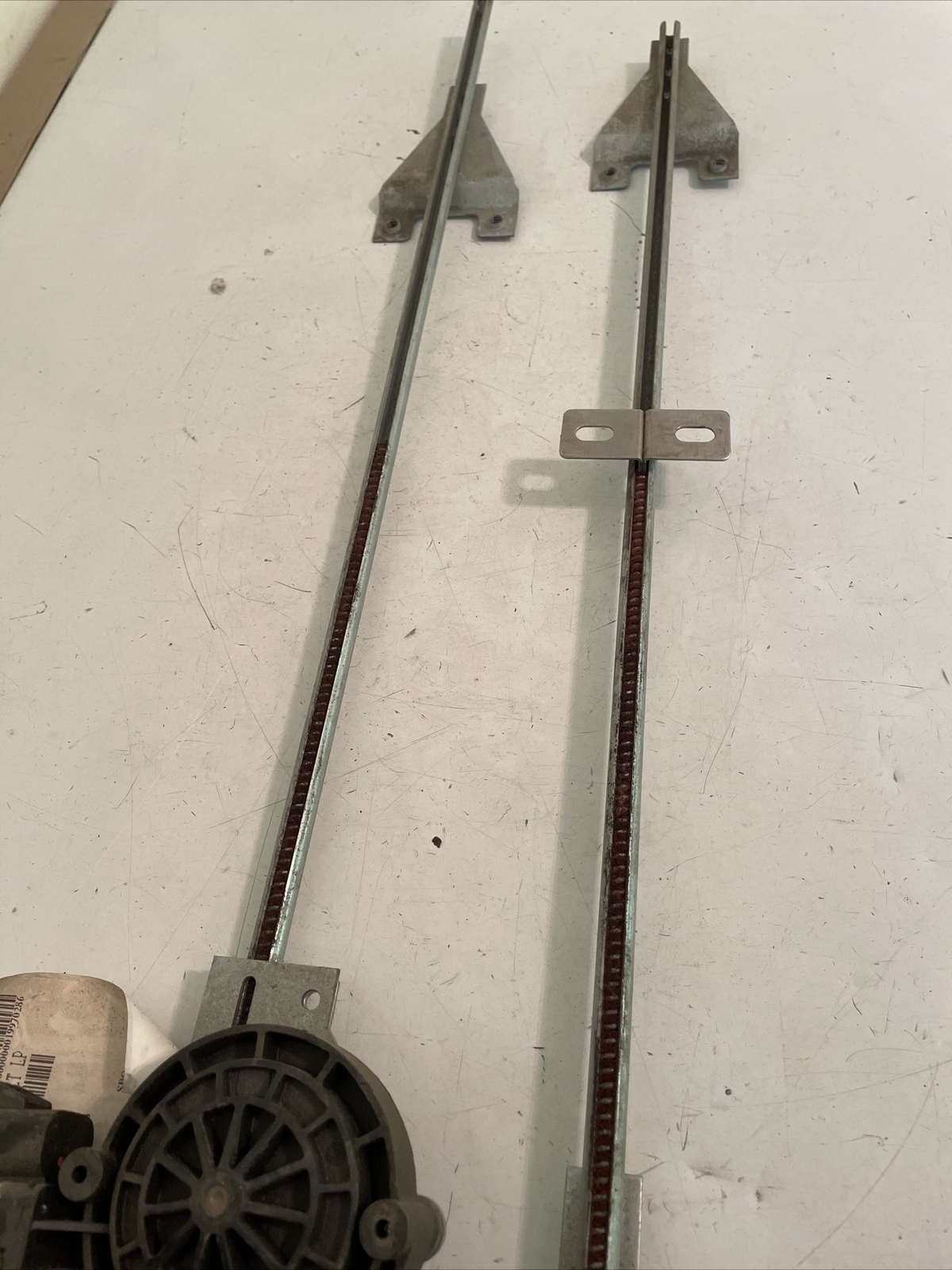 GENUINE PETERBILT R21-6009R WINDOW REGULATOR ELEC RIGHT HAND NEW OEM | eBay