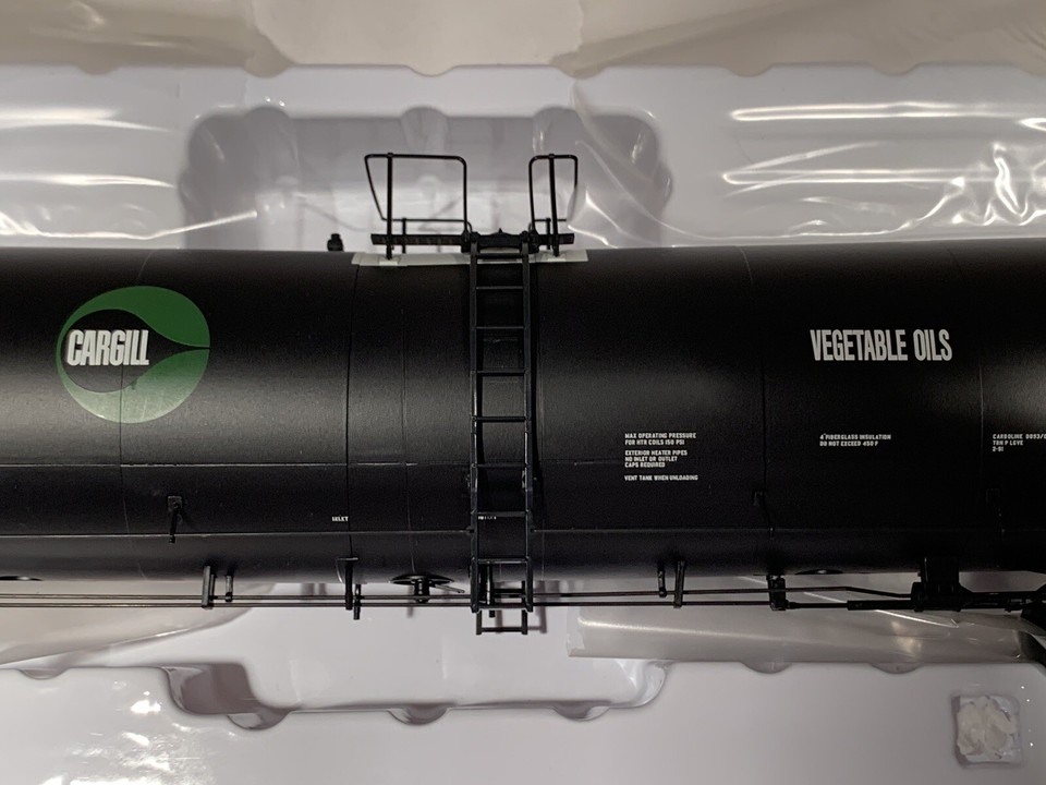 ATLAS O 3-RAIL CARGILL 25,500 GALLON TRINITY TANK CAR! O SCALE FREIGHT ...