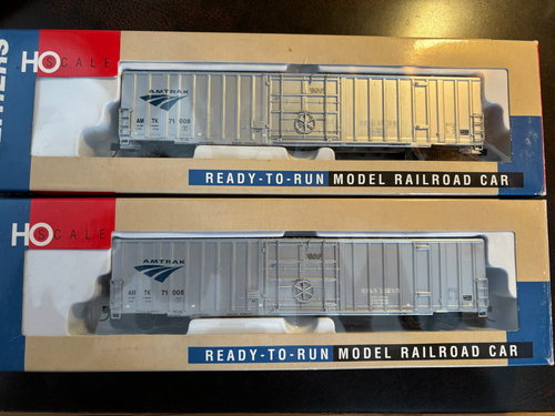 TWO Walthers ho amtrak 60 ft express box cars | eBay