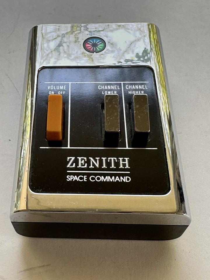 Vintage 1960s Zenith Space Command TV Push Button Television Remote ...