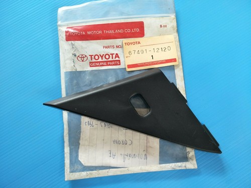 NOS GARNISH FRONT DOOR LOWER FRAME BRACKET RH For TOYOTA EE80 CE80 AE80 ...