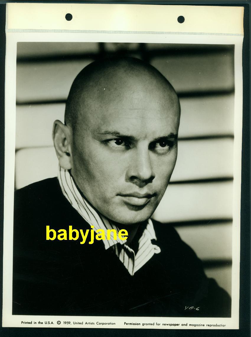 YUL BRYNNER VINTAGE 8X11 KEYBOOK PHOTO HANDSOME PORTRAIT 1959 UNITED ...