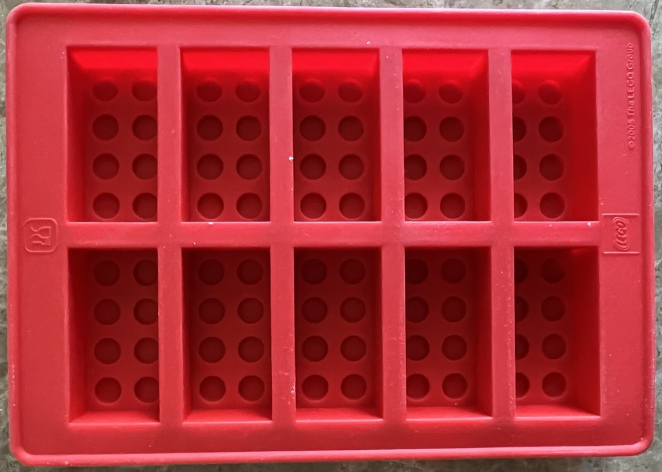 LEGO Red 2x4 Stud Bricks Silicone Mold Item 852768 | eBay
