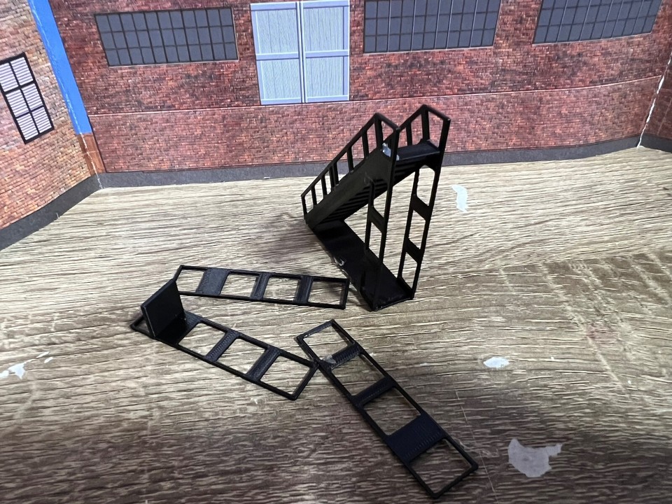 HO Scale Stairs and Landing with Railings - Twelve steps over two ...