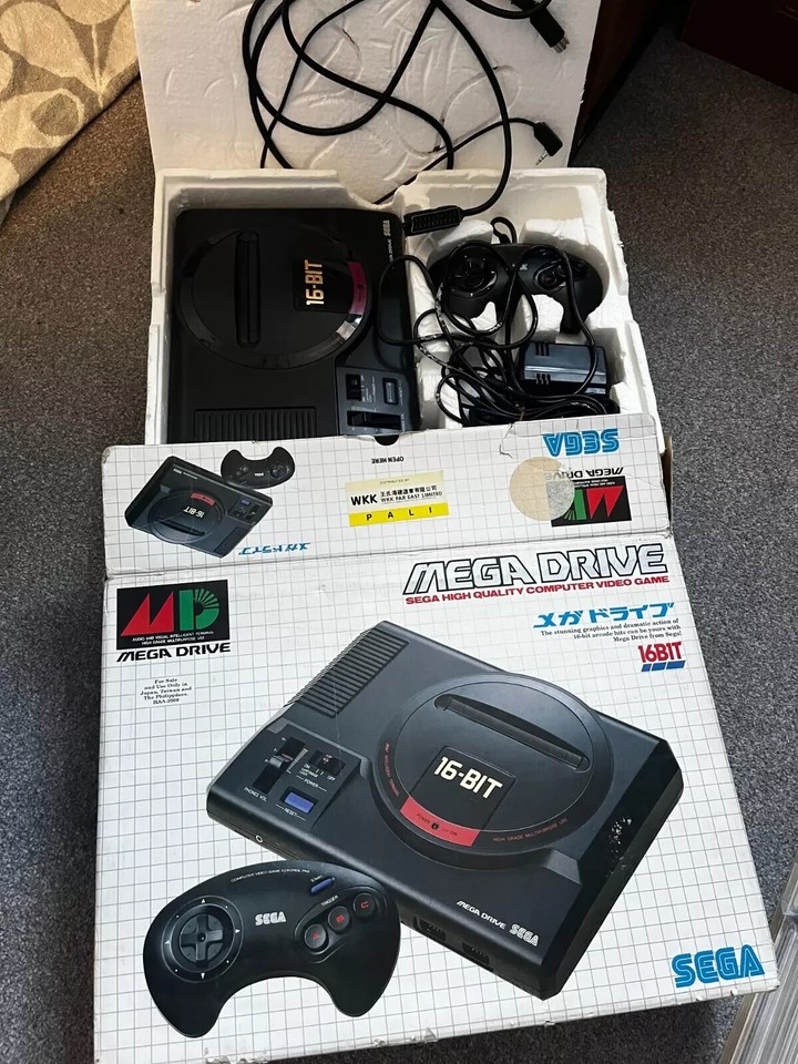 SEGA MegaDrive Japan + Phantasy Star Robocop Pengo Rockman Rockman ...
