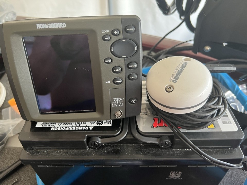 Hummingbird 787c2 with gps puck | eBay