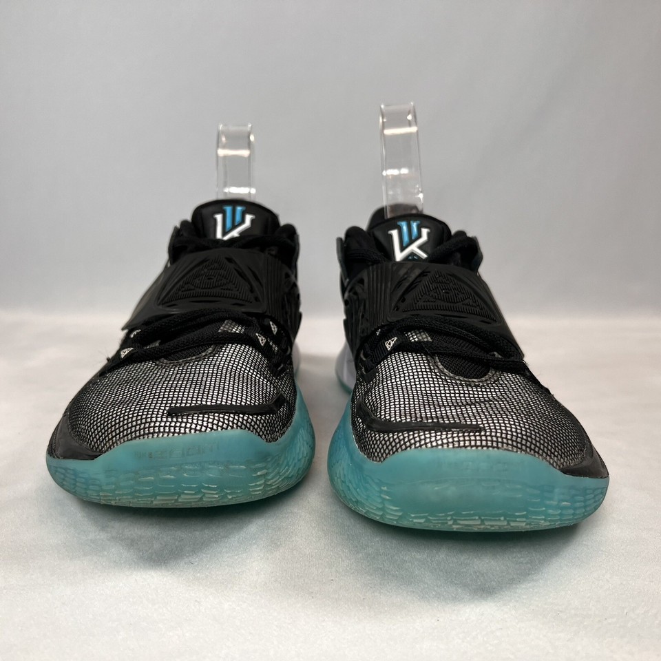 Nike Kyrie 3 Low Moon Glow In The Dark Moon Edition (CJ1286-001) Men's ...