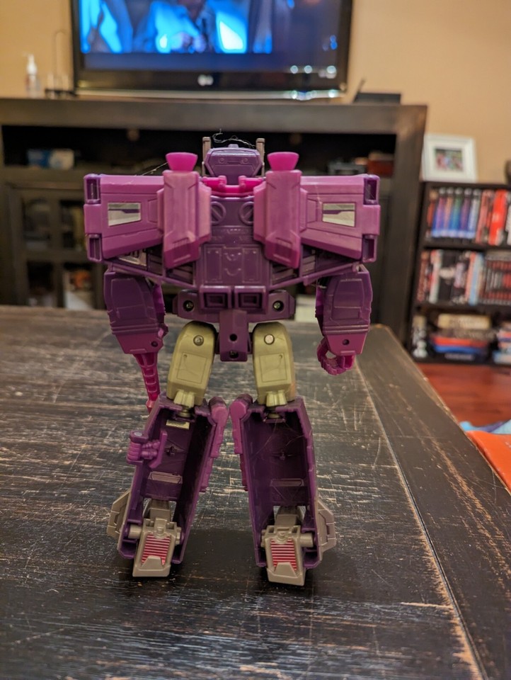 Shockwave w/Reprolabels Walgreen's Exclusive Transformers Action Figure ...