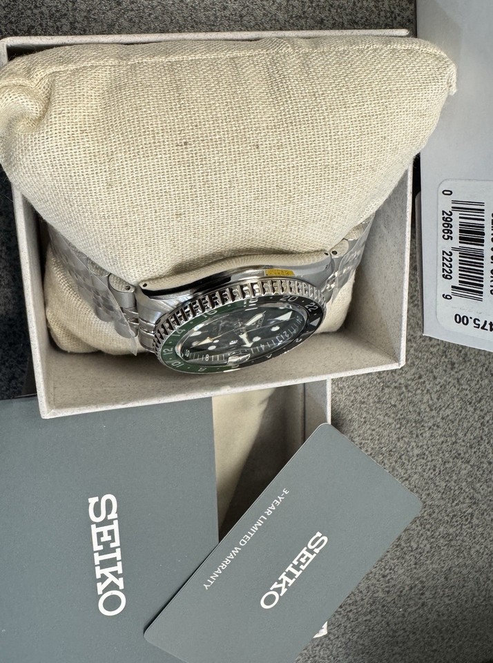 Seiko 5 Sports Automatic GMT Steel Band Green Dial Watch SSK035 New ...