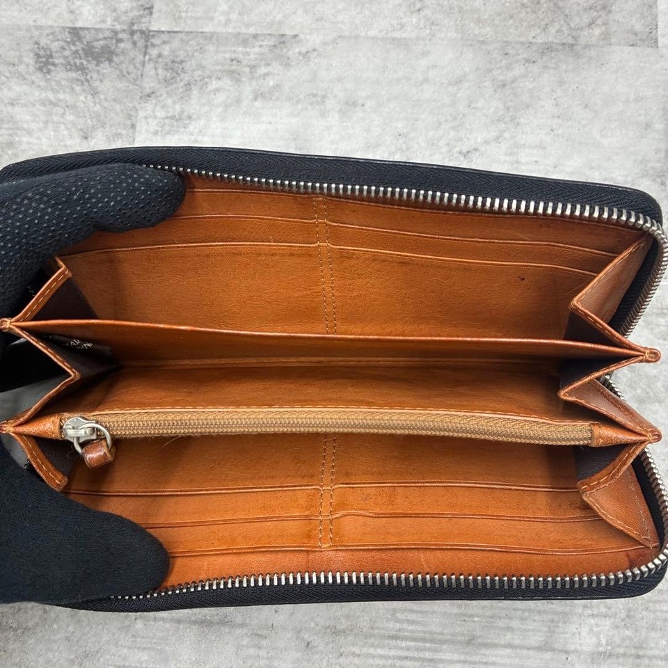 COACH Round Zip Long Wallet Black Leather Unisex Excellent Condition ...