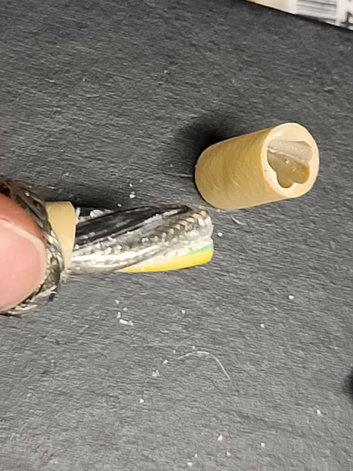 igus CF21.40.15.02.01.UL 12/4C+ 16/1P Chainflex Servo Continuous Flex ...