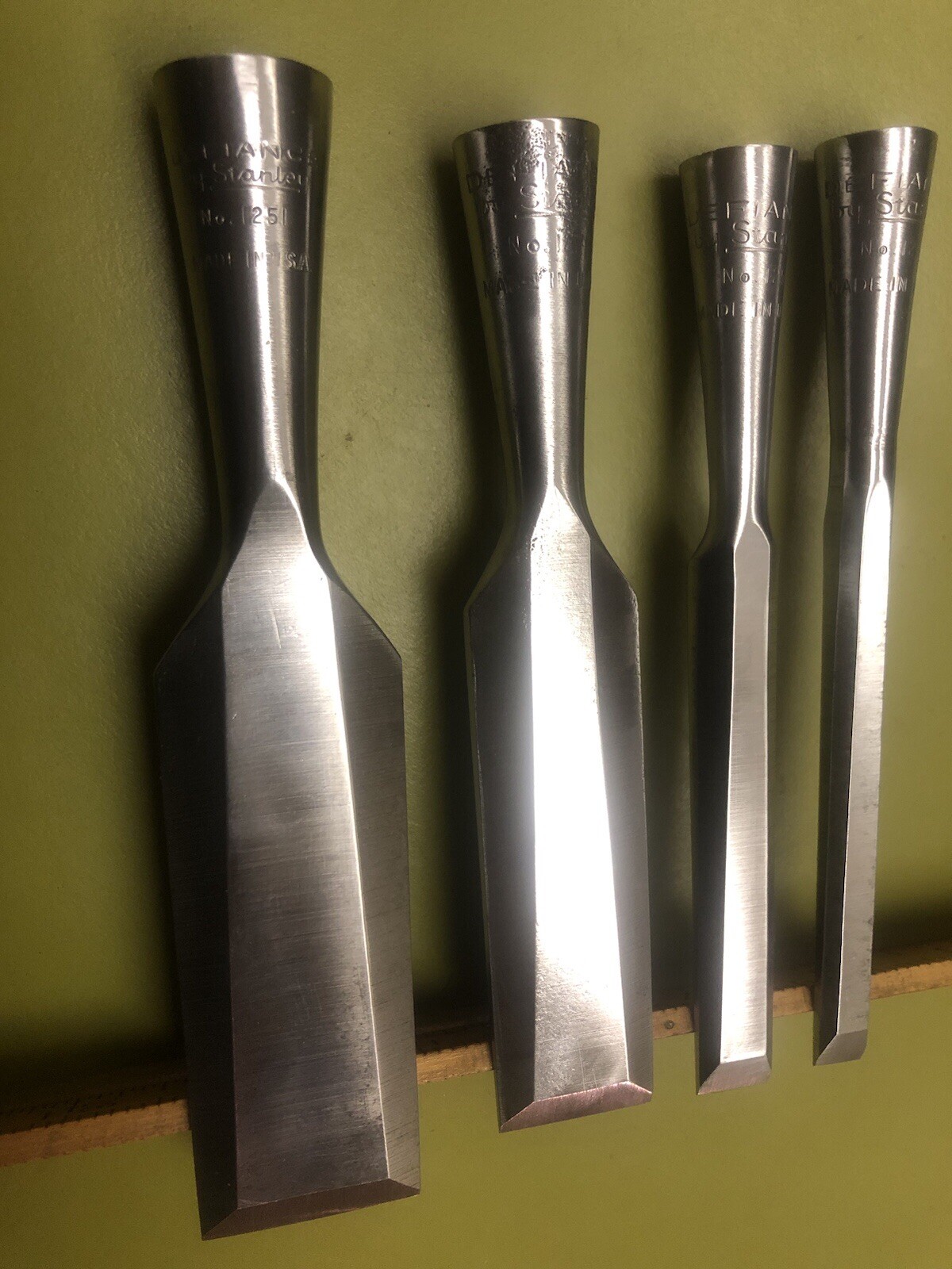 VTG Stanley No1251 4-pc LOT Bevel Edge Socket Firmer chisels 1.25”, 1 ...