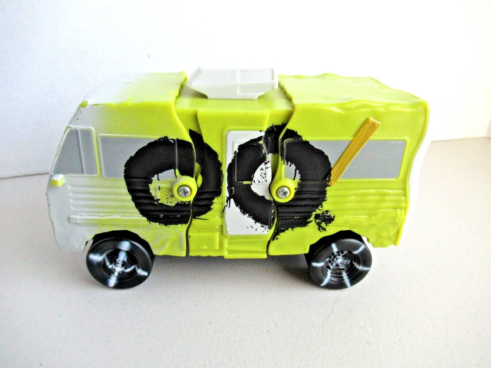 Disney Cars Die Cast Mini Racers Arvy Car [Loose]