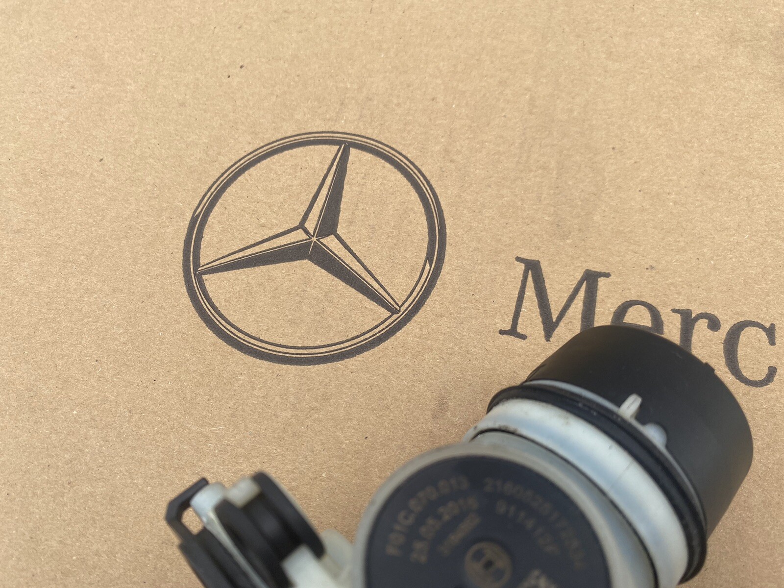 VW Seat AUDI SKODA MERCEDES BENZ Adblue Pump Bosch F01C250151 for sale ...