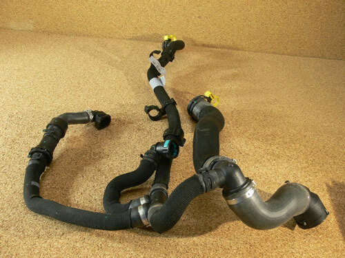 GENUINE LAND ROVER UPPER RADIATOR HOSE RANGE ROVER VELAR LR112850 NEW ...