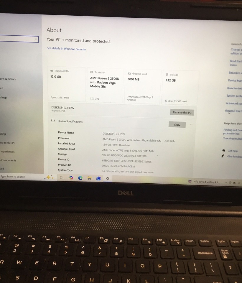 Dell Inspiron 3785 17.3" Laptop Ryzen 5 2500U 12 GB RAM. 1TB Without ...