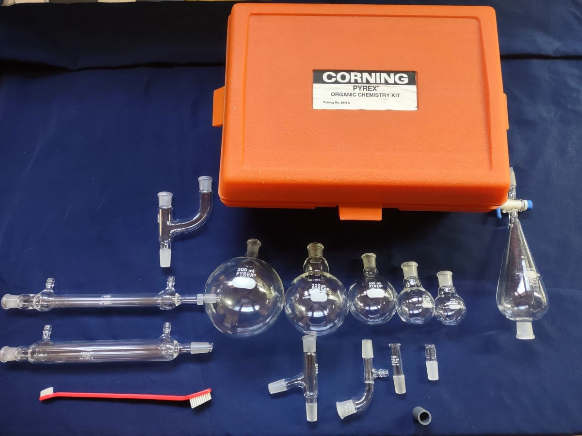 Organic Chemistry Lab Glassware