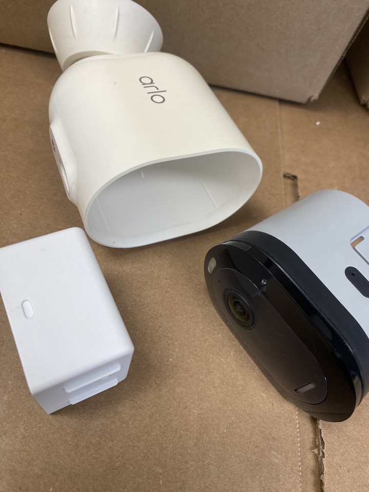 Arlo Pro 4 Spotlight Wireless Camera Single VMC4041P WHITE - NO ...