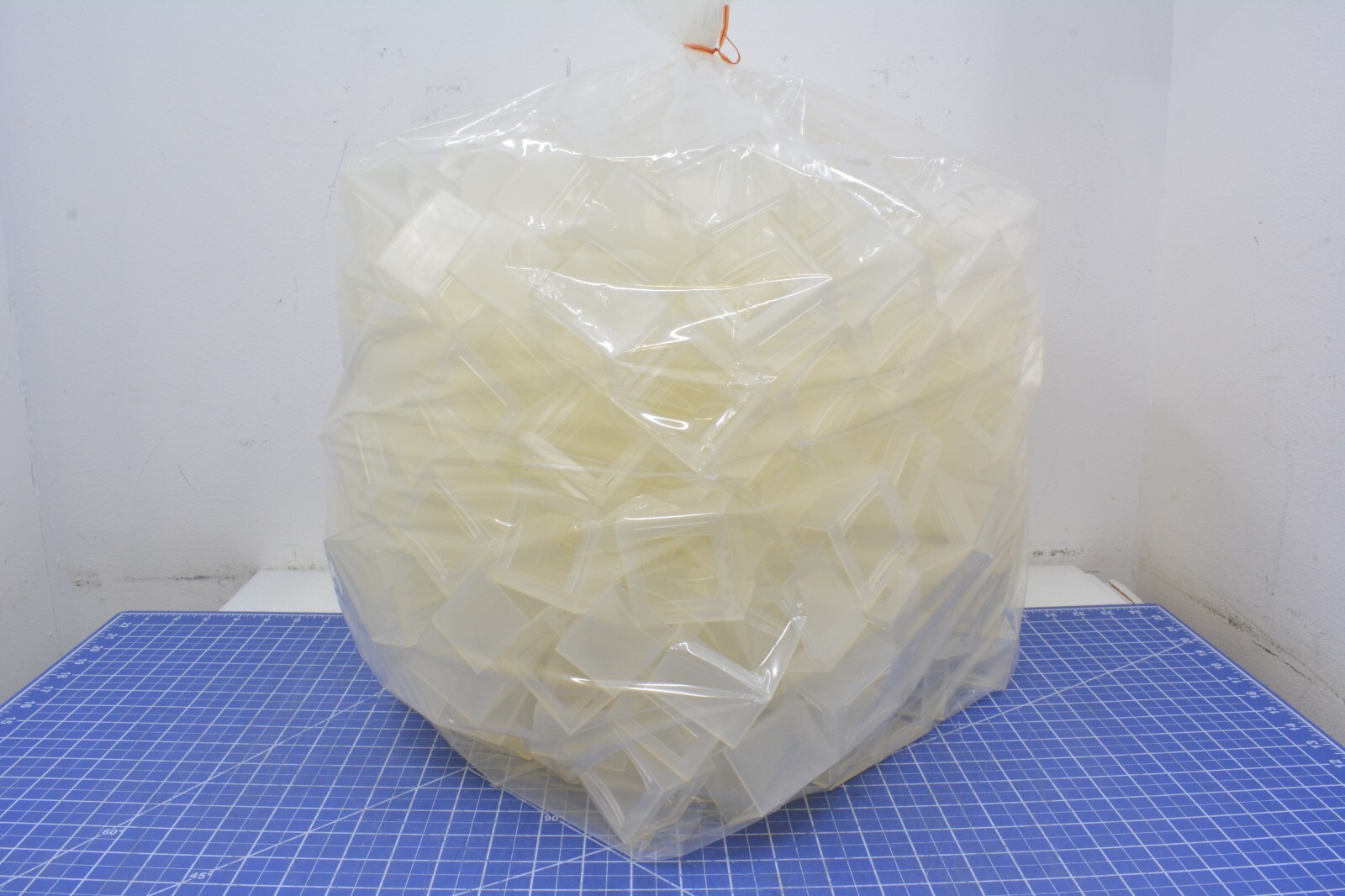 H20-SB13-0615 (LOT OF 300) /TRAY-SPRING BOX 12-1 / ENTEGRIS | eBay