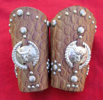 SMALL KIDS MATCHING PAIR OF VINTAGE QUALITY 1950s FANCY STEER HEAD ...