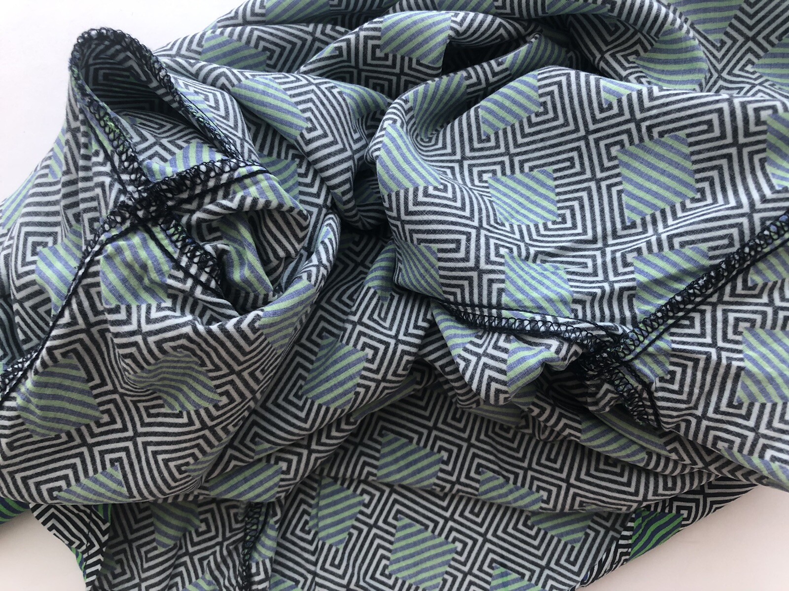 EMILY VAN DEN BERGH Green Geometric Pattern Viscose L… - Gem