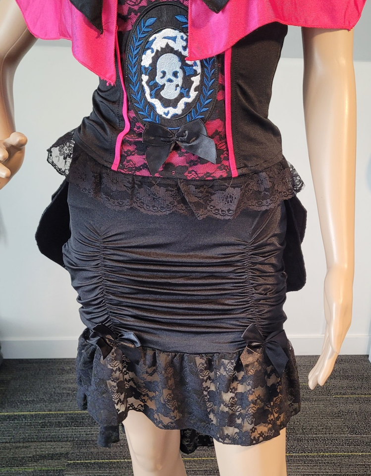 Ladies Sexy Black and Fuchsia 4 Piece Victorian Vampire Costume Size ...