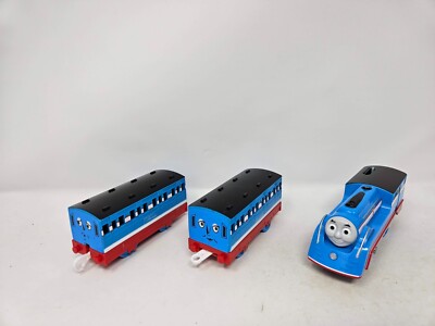 Thomas & Friends Trackmaster Streamlined Thomas Annie Clarabel TOMY ...
