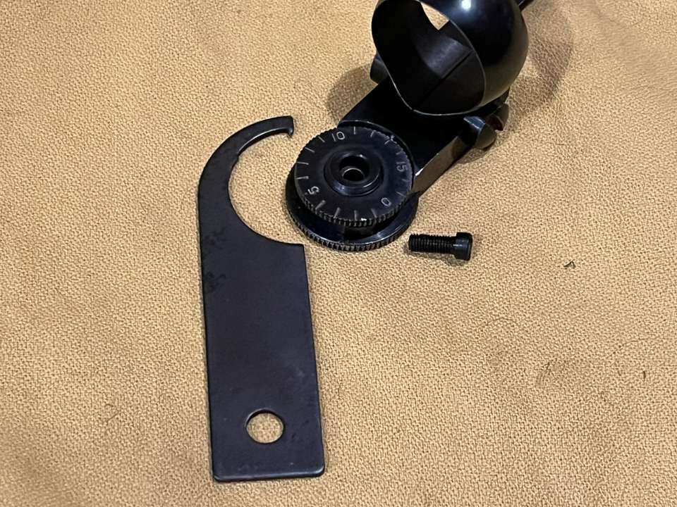 BUEHLER code SU 70 Micro Dial base, 1" code 1 Rings & wrench for a ...