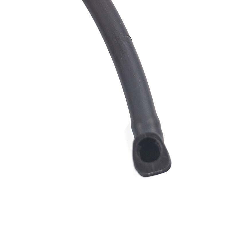 2048601092 Water Pipe Hose For Mercedes GLK 200 220 250 280 350 CDI CDI ...