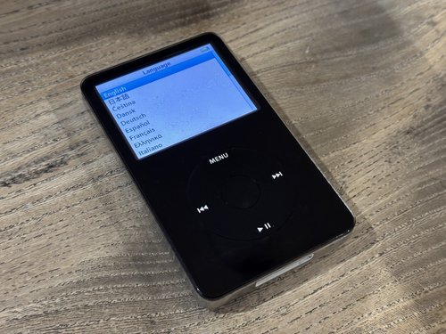 Apple iPod Classic Model A1136 5th Generation Black 60GB - Working ...
