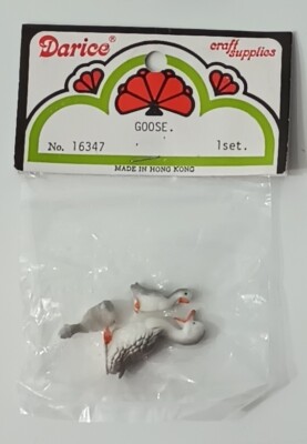 Vintage Darice Miniature Geese Plastic Miniature Hong Kong 1 Set Craft ...