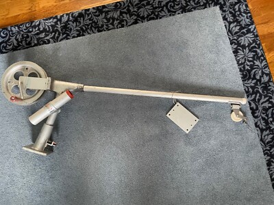 Downrigger, Outrigger Gear - Downrigger With Cable