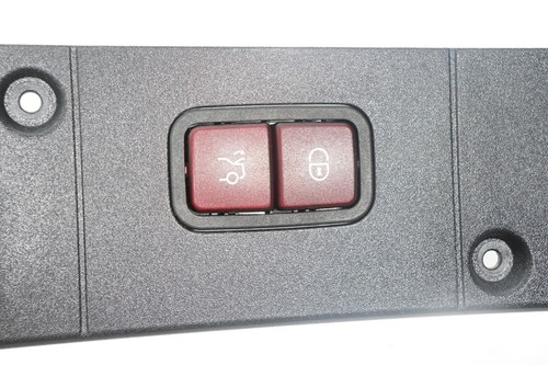 07 08 09 MERCEDES-BENZ S550 TAILGATE TRUNK LATCH TRIM COVER 2217500693 ...