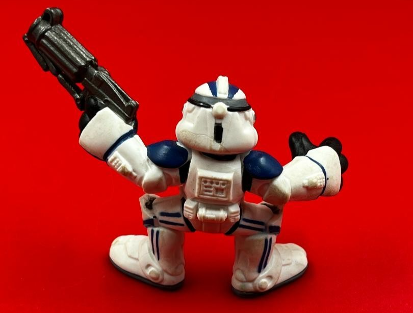 2004 Hasbro Star Wars Clone Trooper Blue Unit Mini Figure | eBay