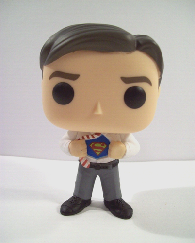 Funko Pop Television Smallville Clark Kent Vinyl Figure, #625, Superman ...