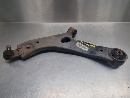 BRAS DE SUSPENSION AVANT GAUCHE INFERIEUR Kia Sportage (SL) 2011 ...
