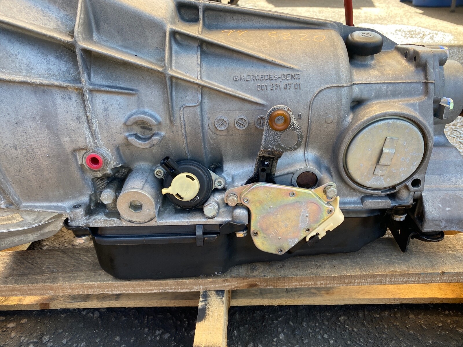 W202 1994-1996 Mercedes-Benz C220 2.2L Automatic Transmission ...