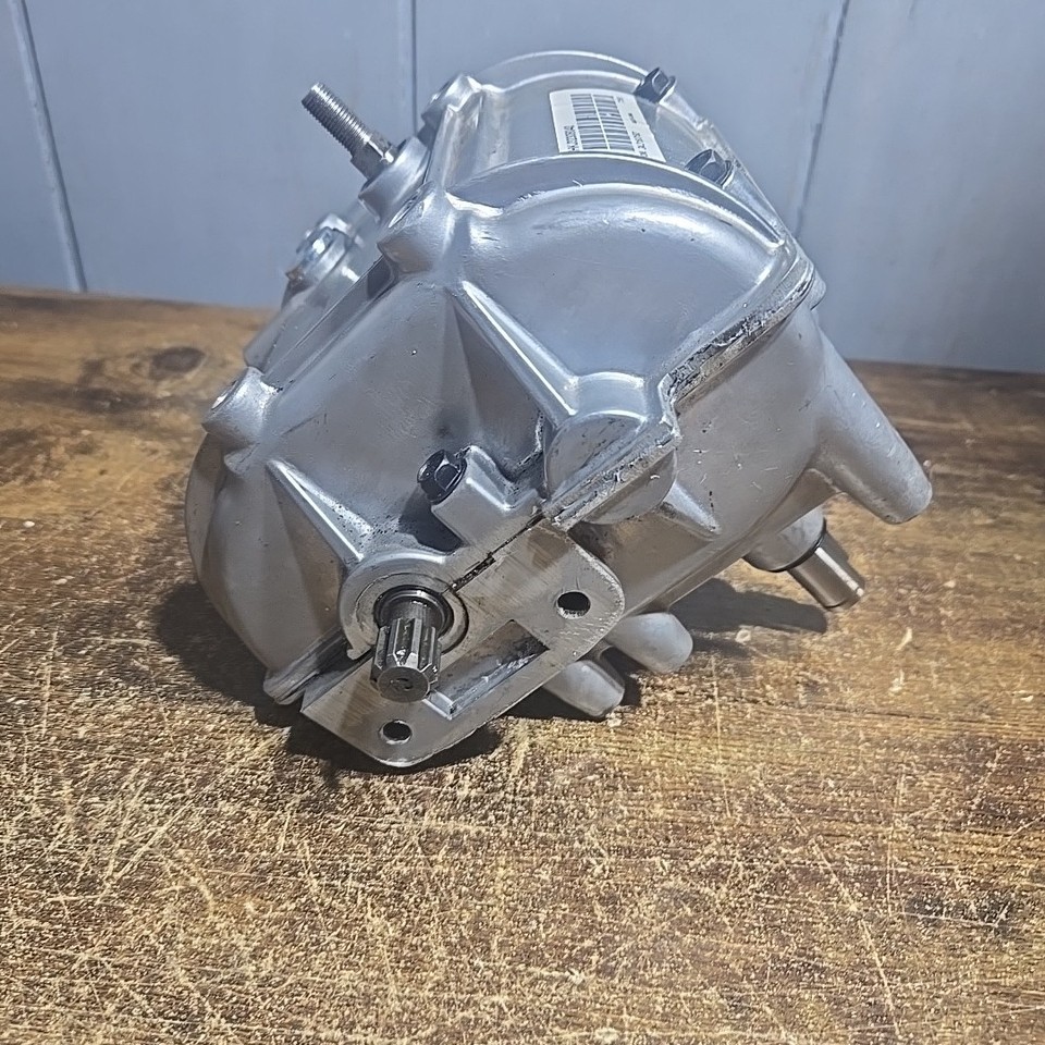 5 Speed Transmission Fits 700-023 OEM Peerless Bob-Cat Snapper Toro ...