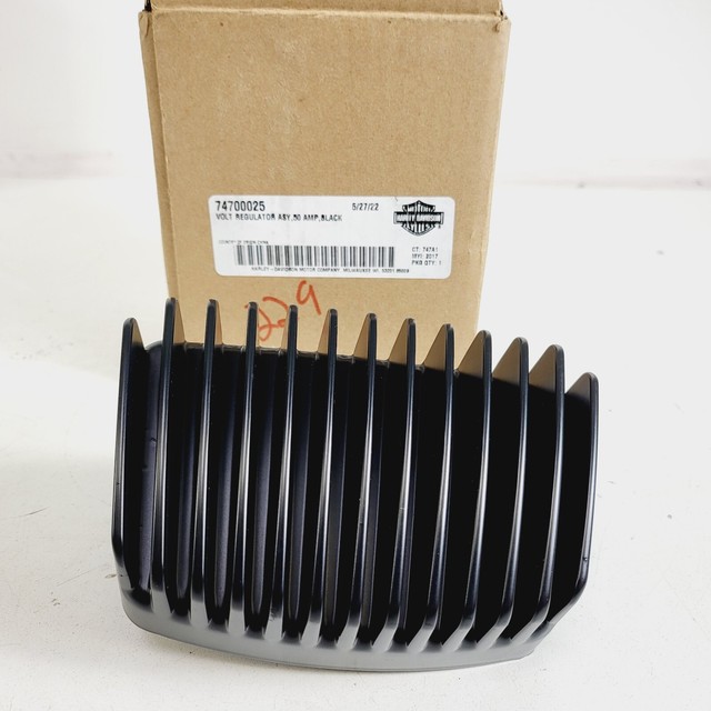Harley-Davidson 74700025 50a Voltage Regulator Assembly Black for sale ...