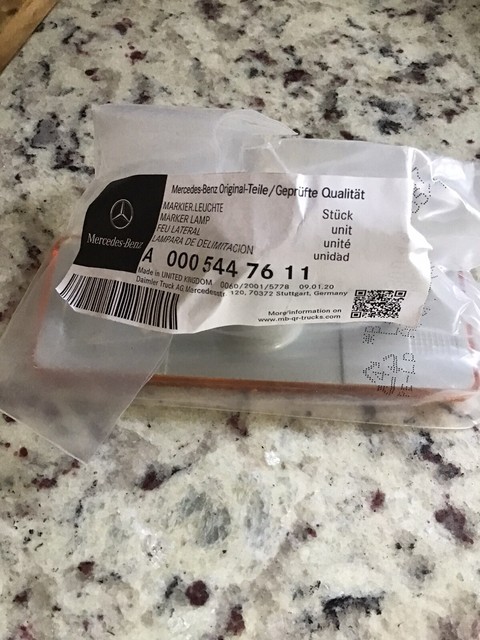 Genuine MERCEDES ATEGO AXOR ACTROS ANTOS LED Side Marker Light Lamp ...