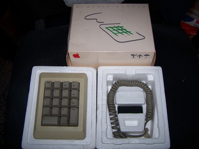 Apple M0120 Numeric Keypad for The Original Macintosh M0110a Keyboard ...
